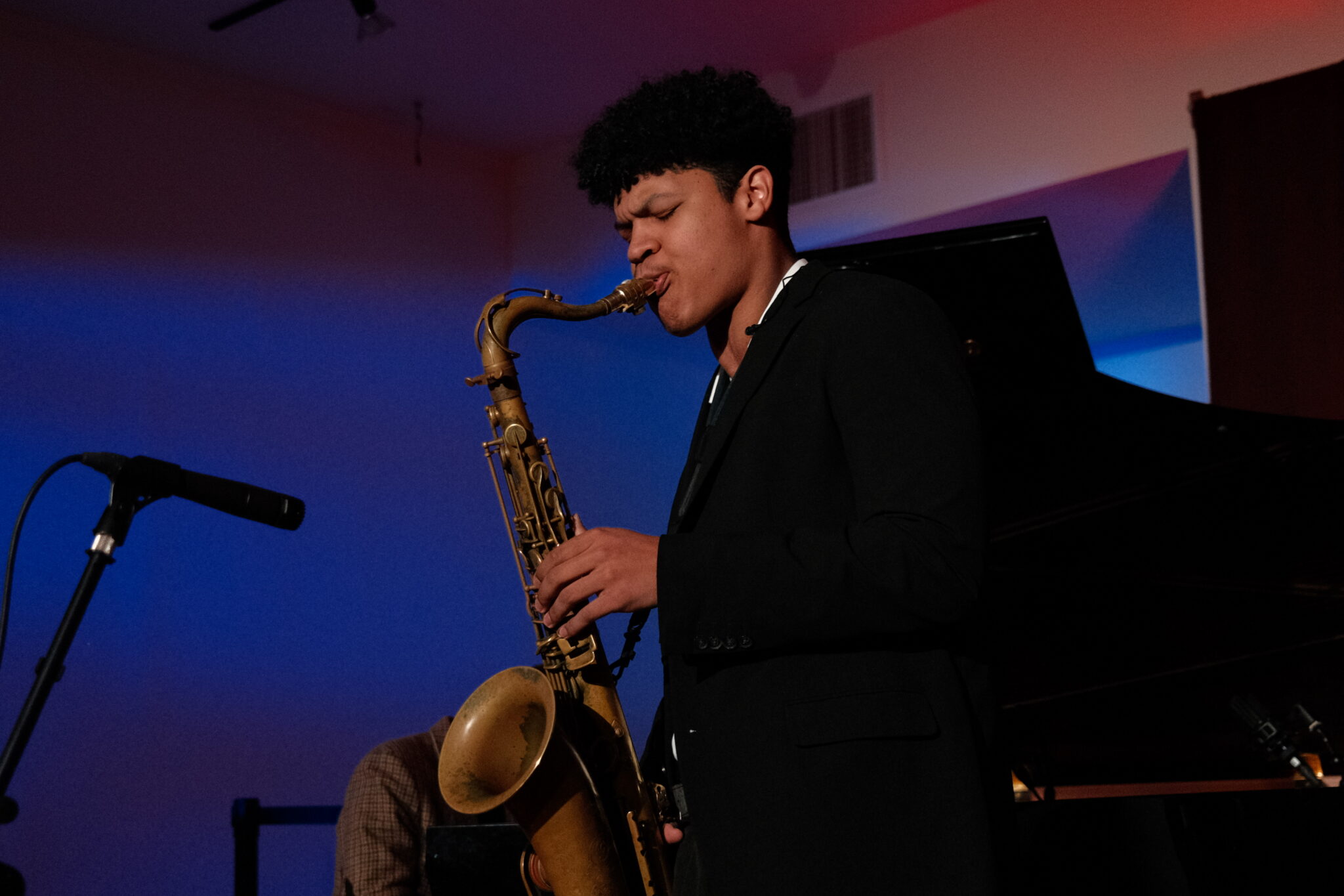 Music Major Jiire Smith Captures the Rhythms of Abu Dhabi - MEET NYU